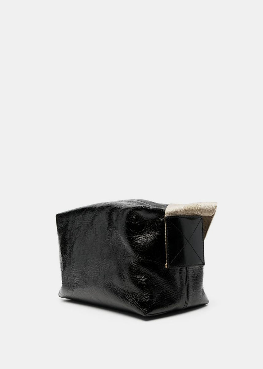 Black Medium Tofu Bag | LEISURE CENTER