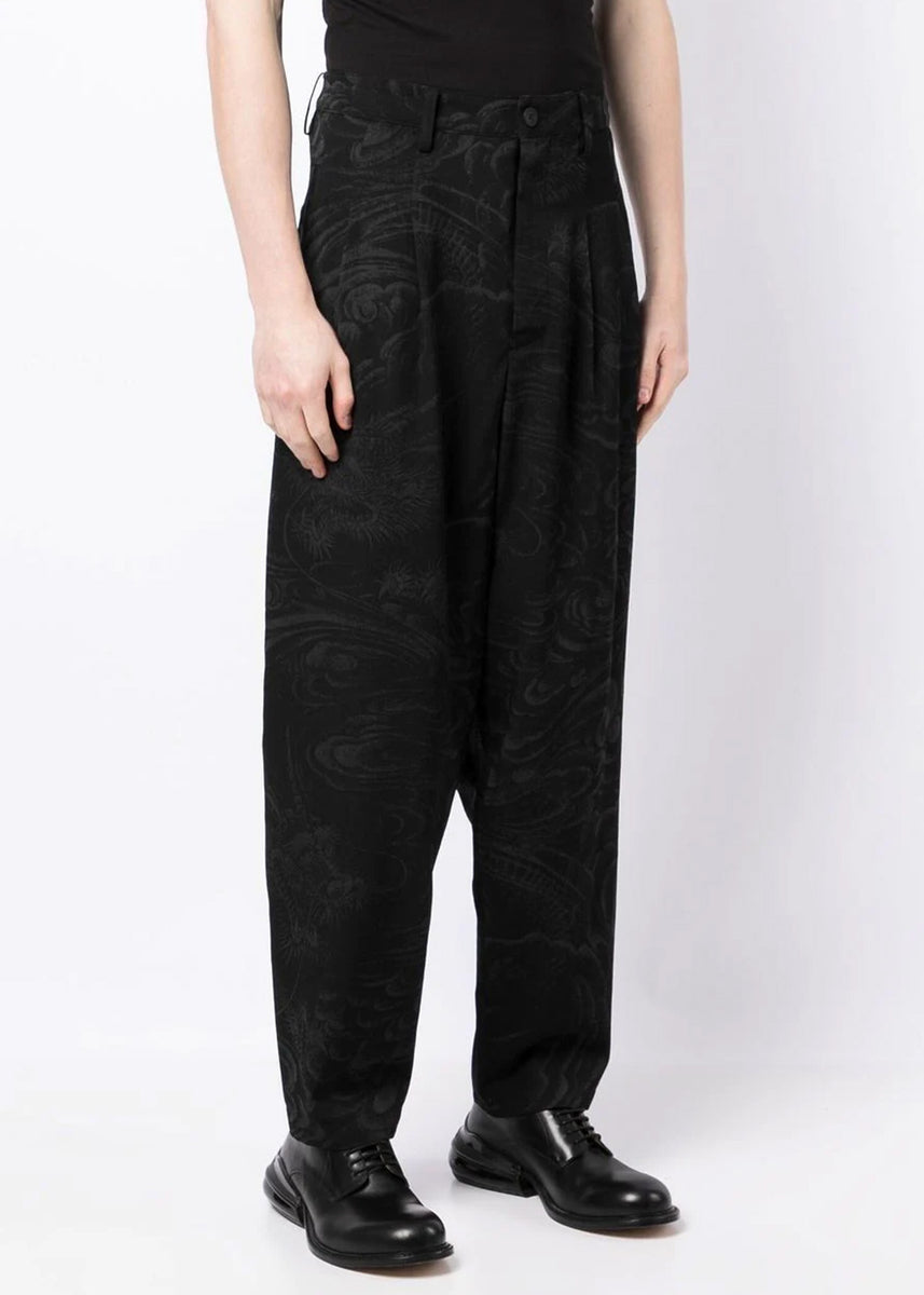 Black Dragon Print Pants | LEISURE CENTER